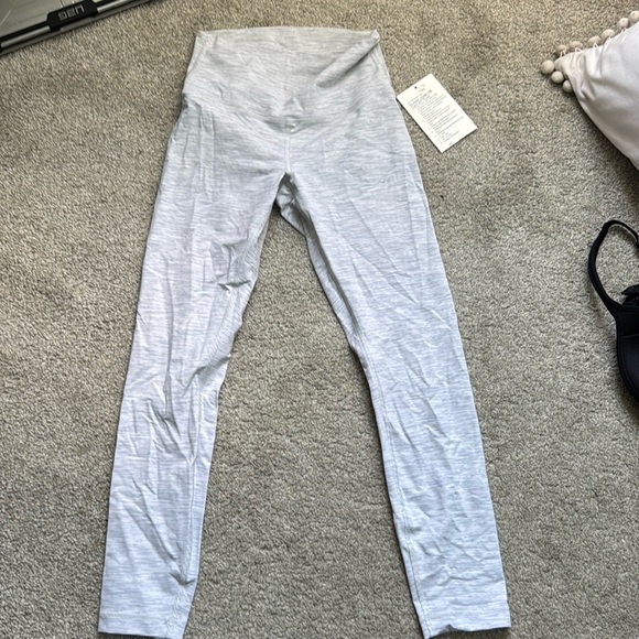 lululemon athletica | Pants & Jumpsuits | Lululemon 6 Wunder Under Hr ...
